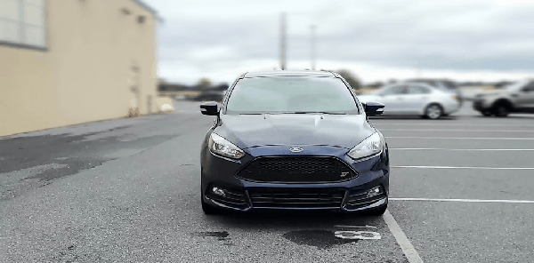 2017 Ford Focus | Carvana