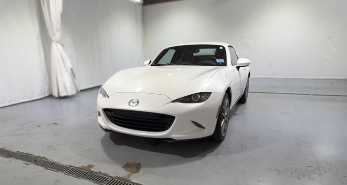 Used Mazda MX-5 Miata RF with automatic transmission in white for Sale ...
